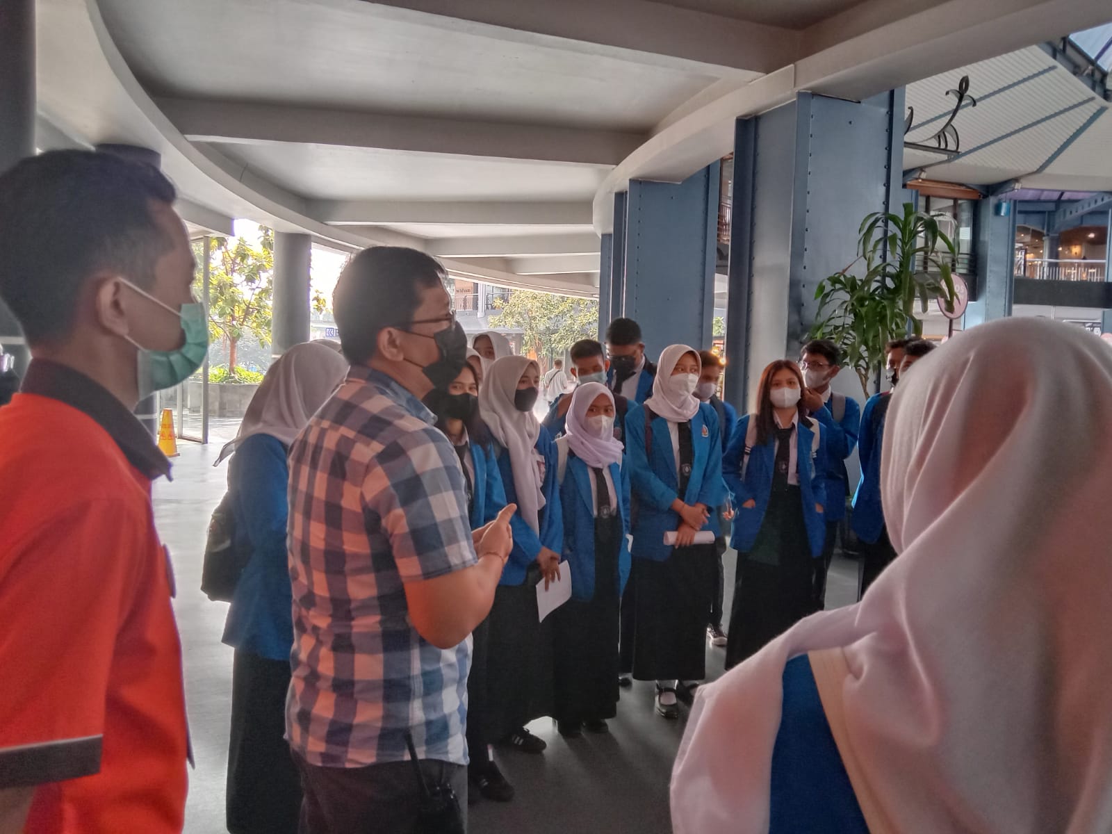 KUNJUNGAN INDUSTRI KE PRIMO SUPERMARKET CILANDAK TOWN SQUARE – SMK ...